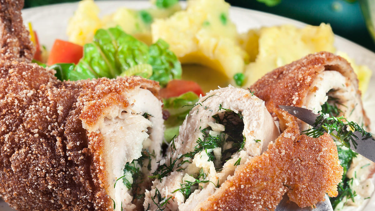 Jak przyrządzić dewolaje w piekarniku? Zróbcie tak, a kotlety będą ...