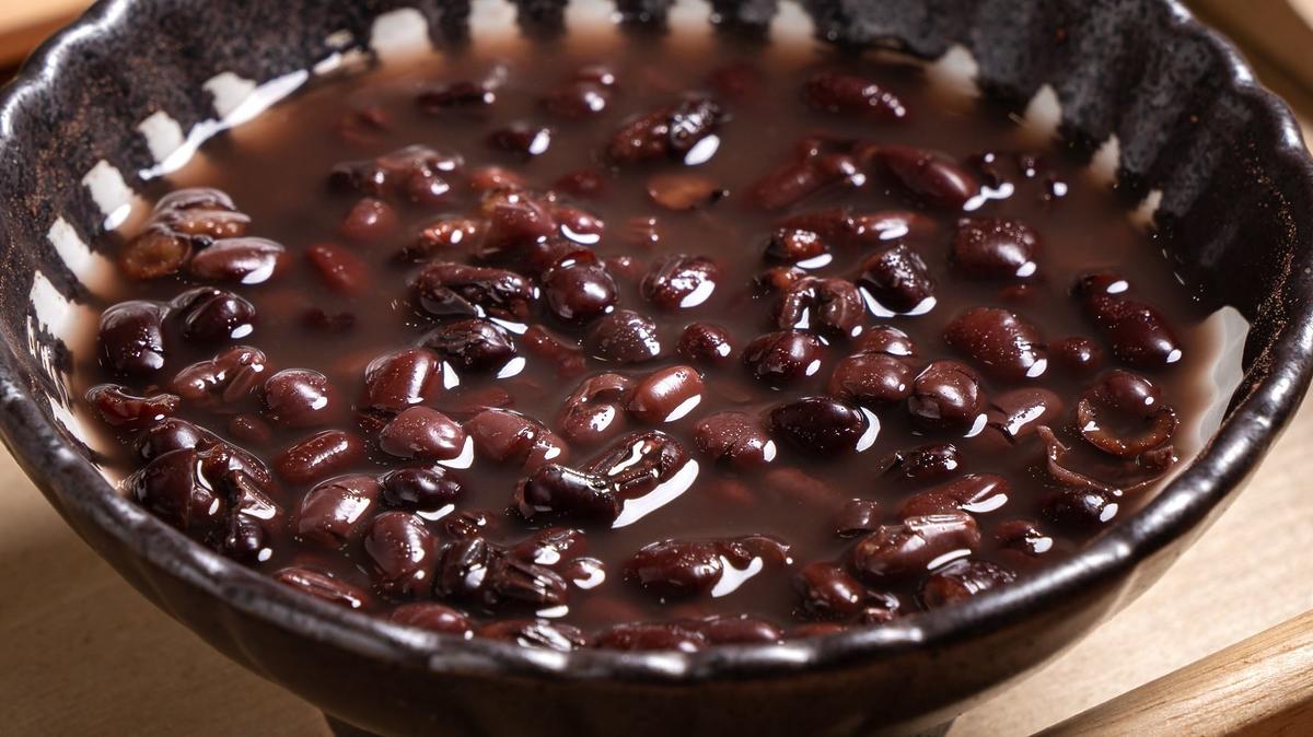 Wygląda jak zwykła czerwona fasola, ale wyróżnia ją 1 szczegół ...